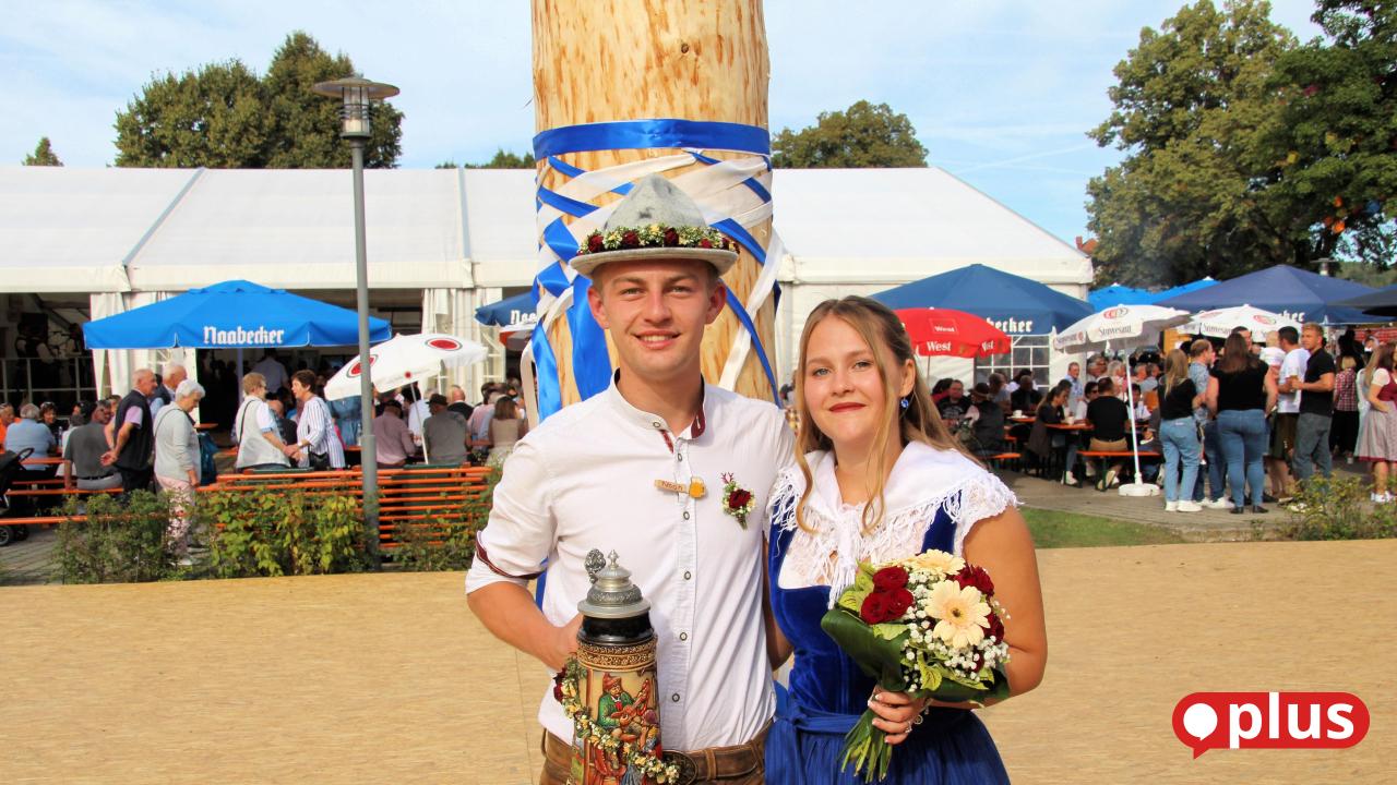 Schmidmühlen feiert Kirwa mit 22 Paaren und neuem Oberkirwapaar | Onetz