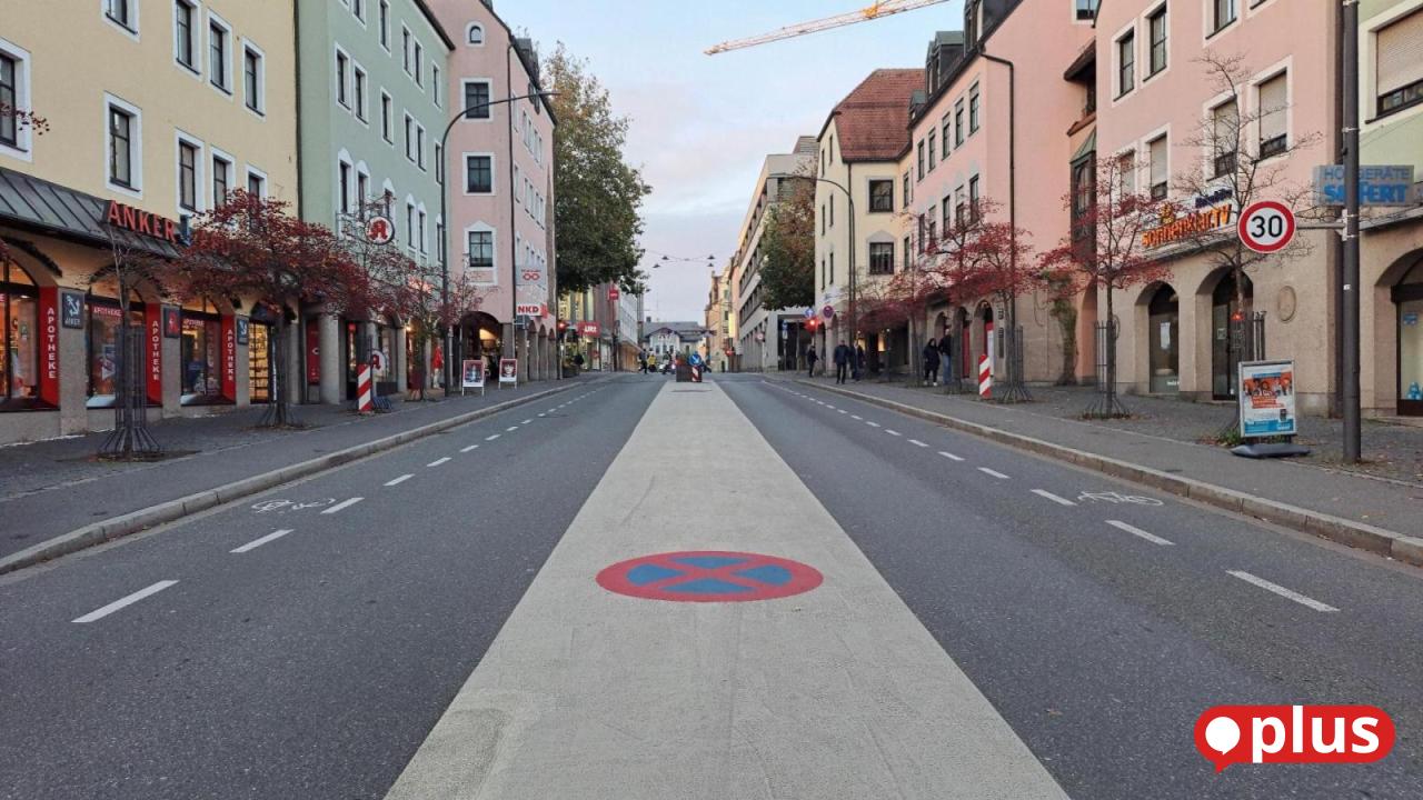 Debatte um Weidens umstrittensten Mittelstreifen flammt neu auf | Onetz