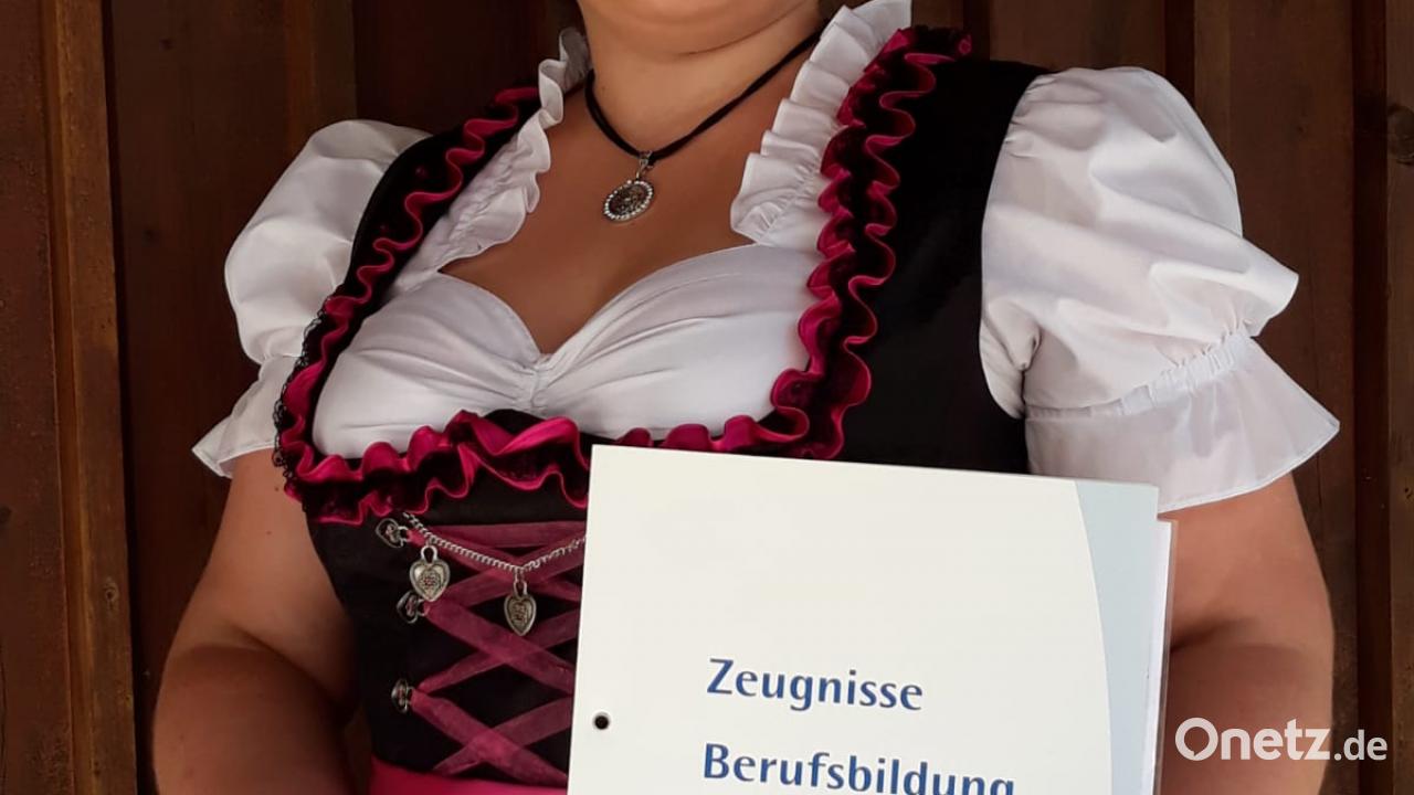 Laura Hacker Kammerbeste | Onetz