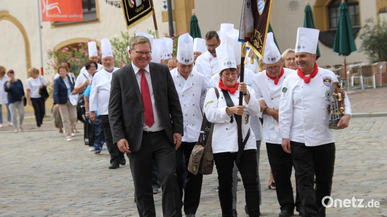 Kirchenzug der Köche | Onetz