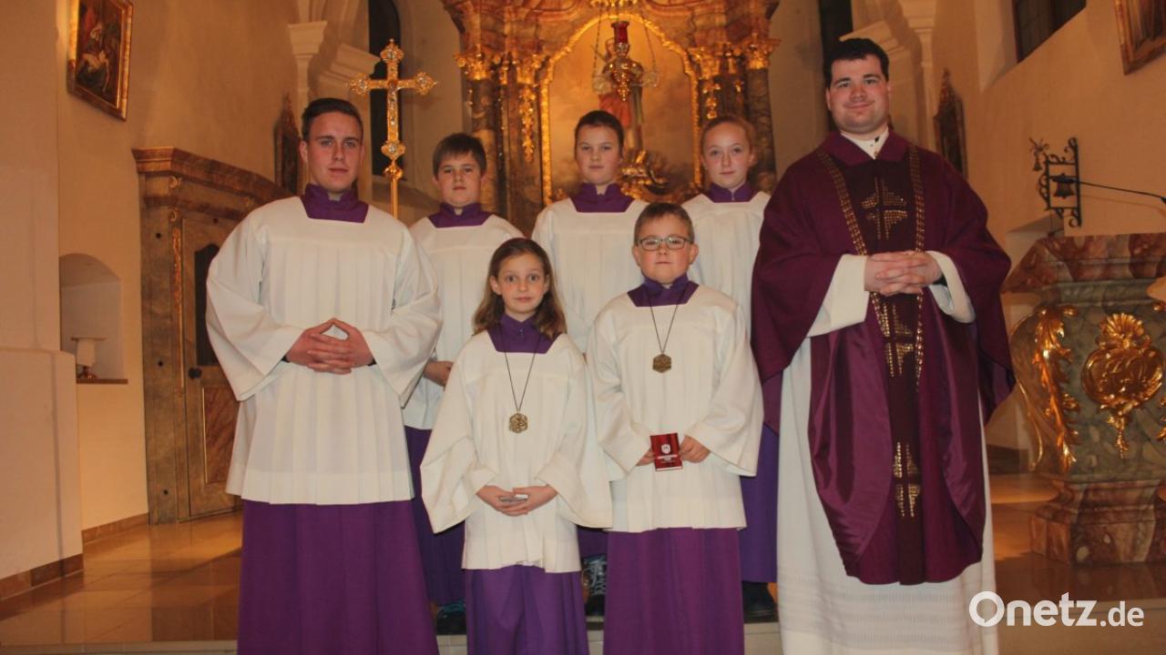 Zwei neue Ministranten in Pullenried | Onetz