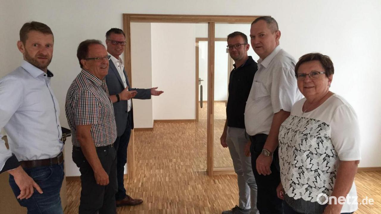 Hirschauer CSU-Fraktion vor Ort im künftigen Bürgerbüro | Onetz