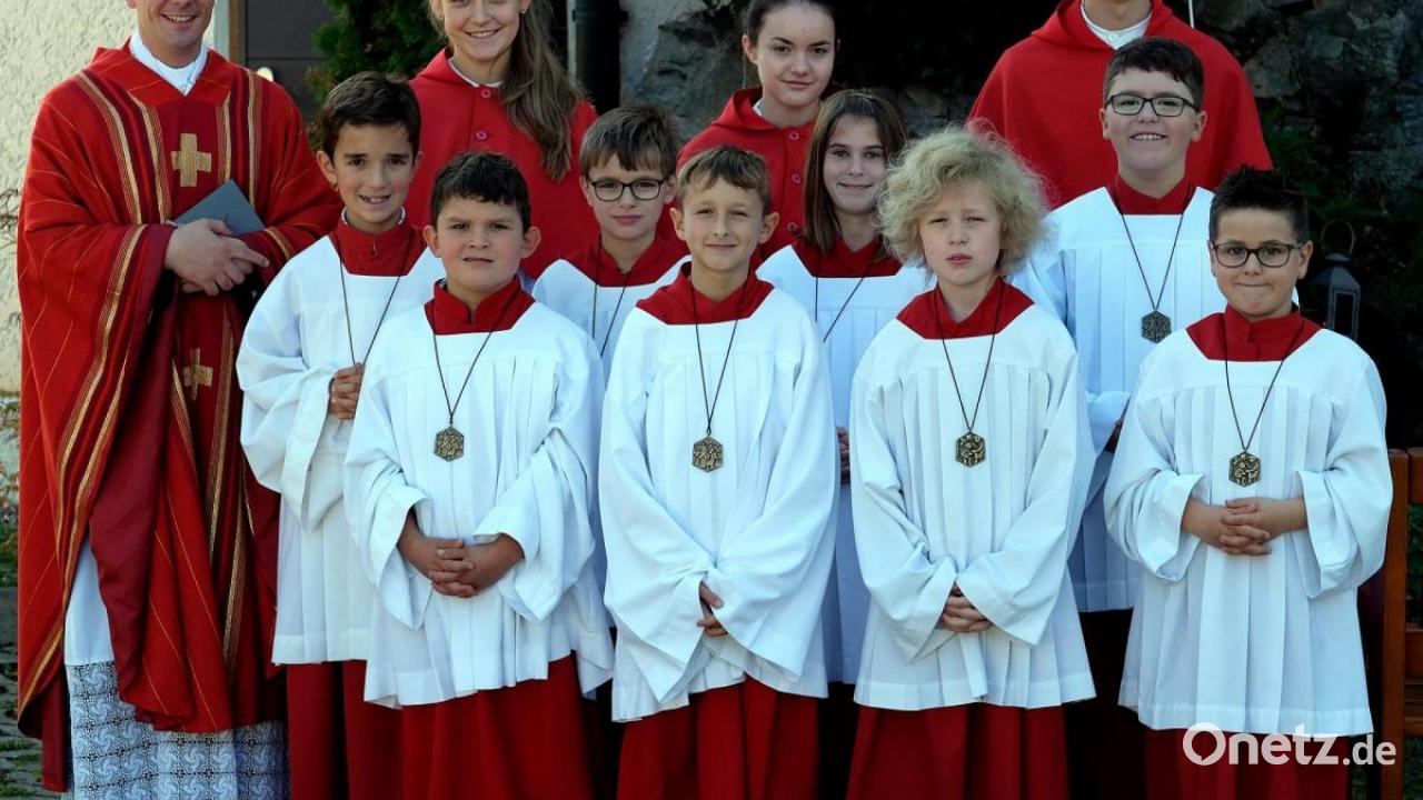 St. Dionysius begrüßt neue Ministranten | Onetz