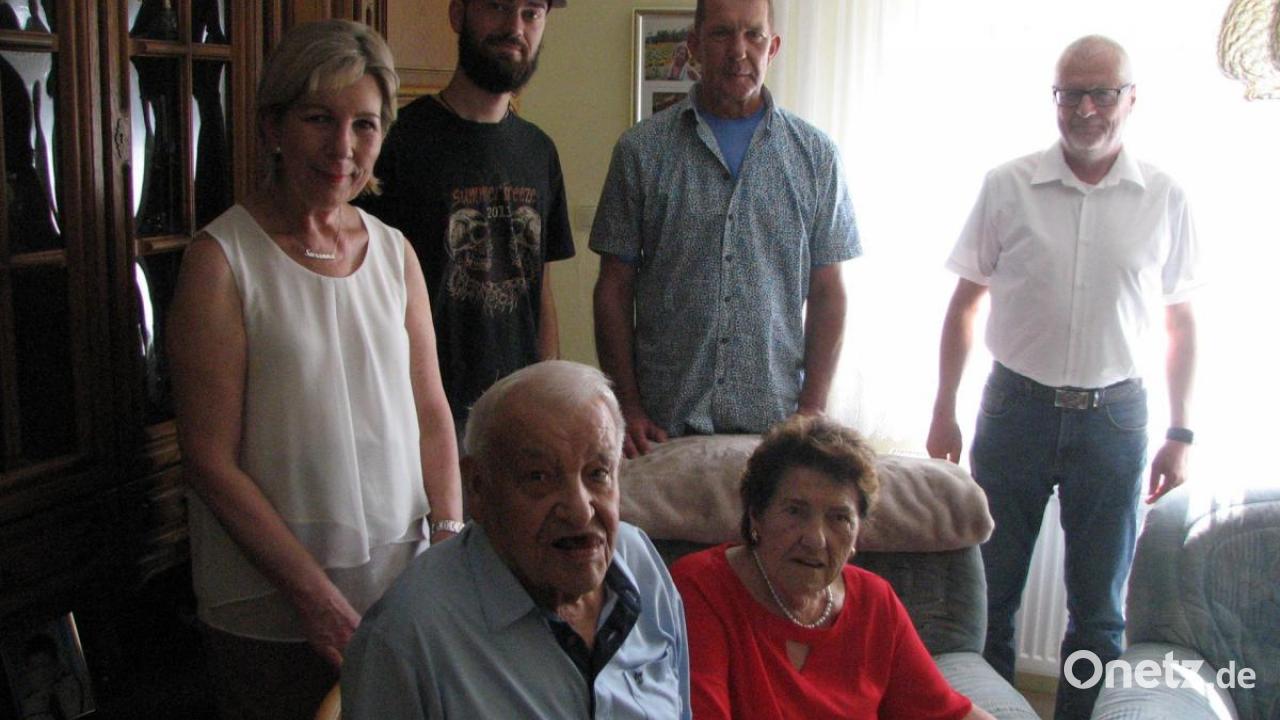 Hildegard Schwab feiert 85. Geburtstag | Onetz