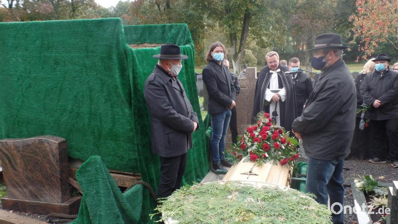 Tiefe Trauer um eine "eine große Persönlichkeit" | Onetz