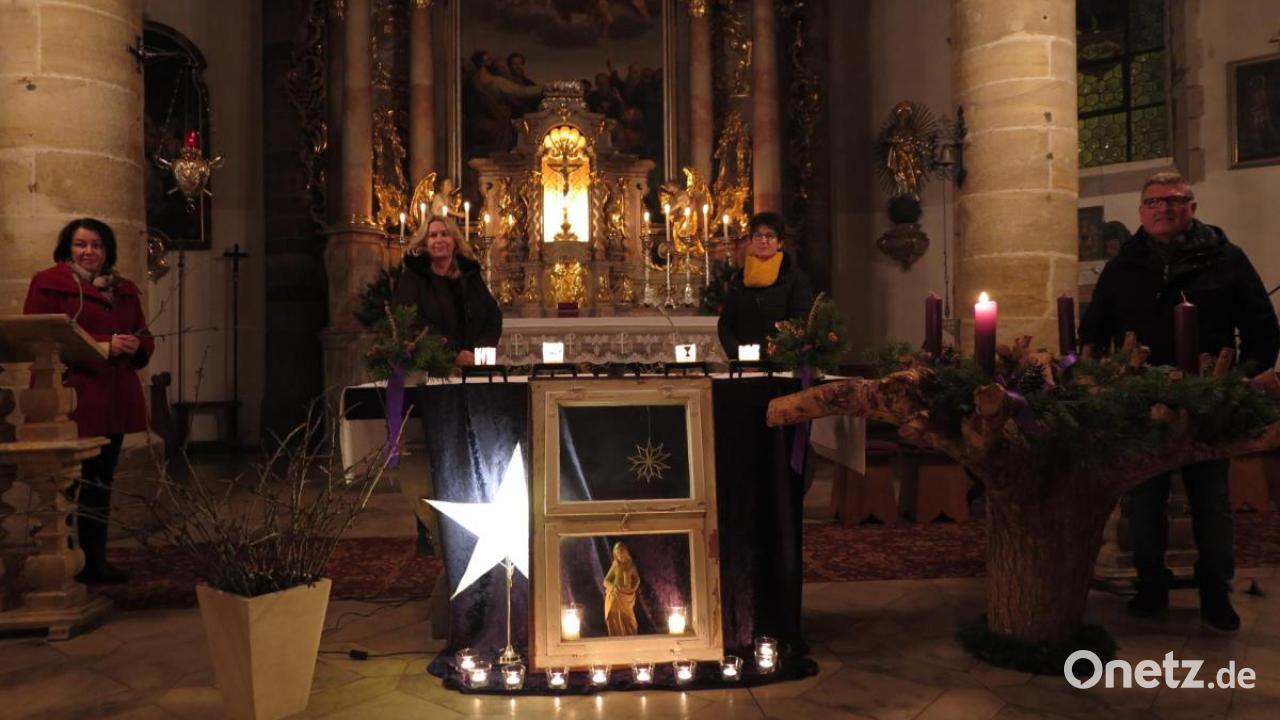 Besinnliche Andacht in Kemnath: Advent bringt Wärme und Licht ins Dunkel | Onetz