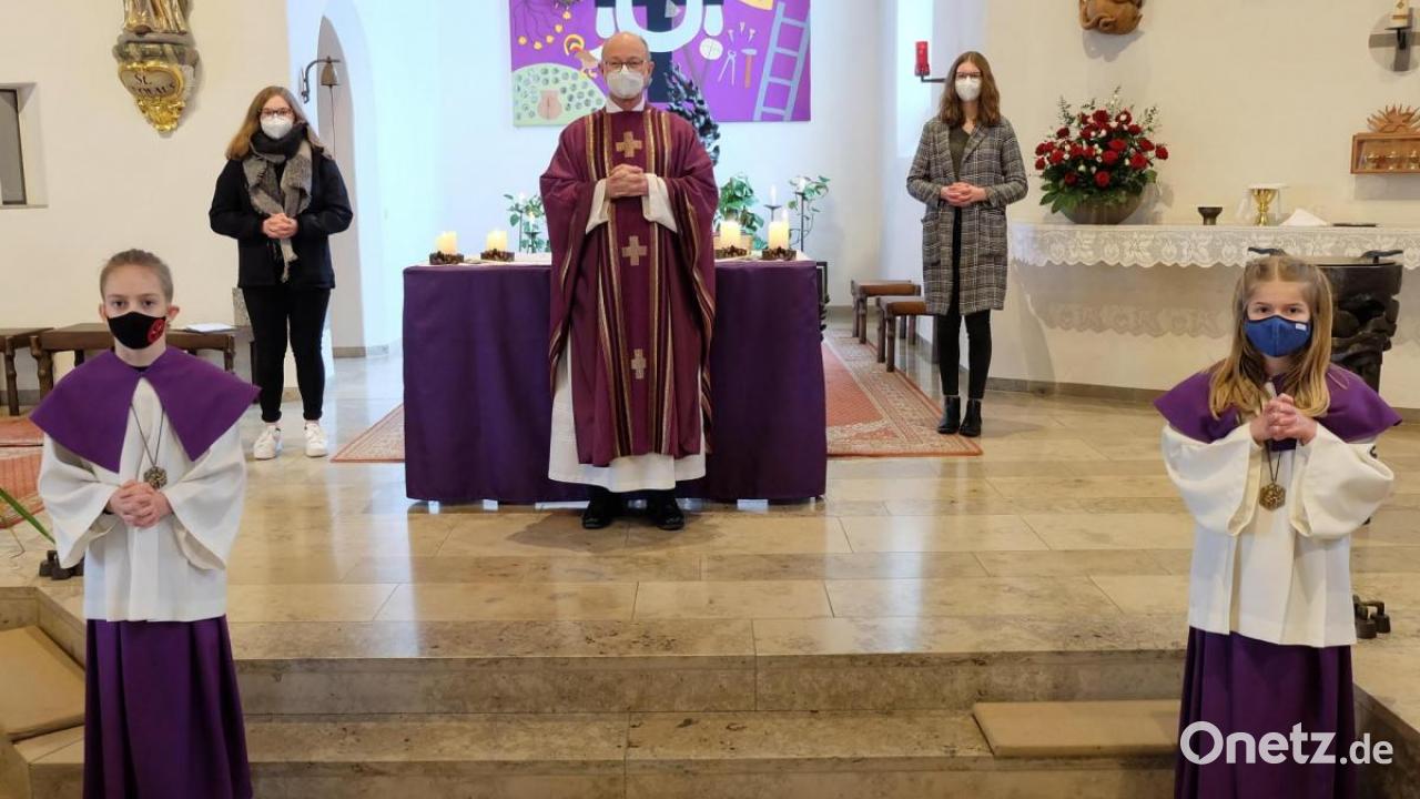 Etzenricht: Neue Ministranten für die Pfarrei St. Nikolaus | Onetz