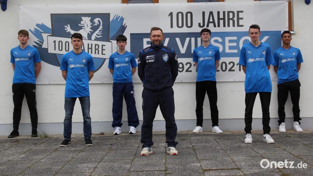 FV Vilseck: Sechs Jugendspieler rücken auf | Onetz