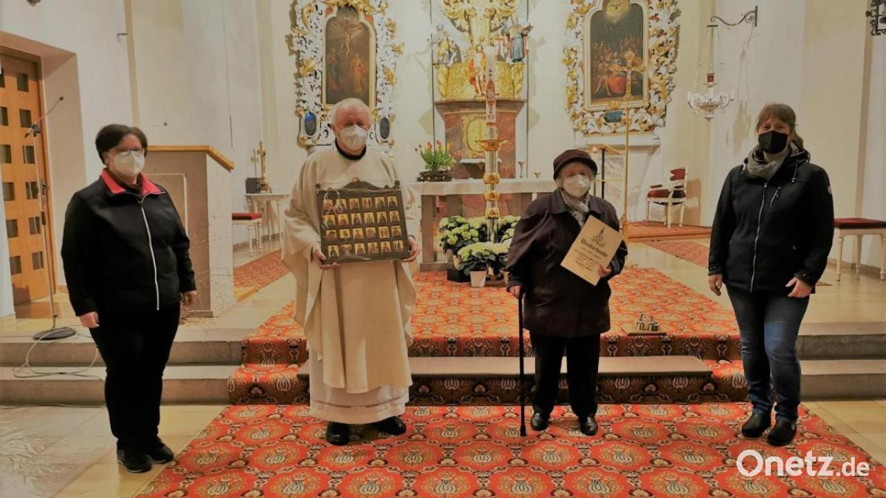 Pfarrei Eslarn dankt Anna Brenner zum Abschied aus dem Ehrenamt mit ...