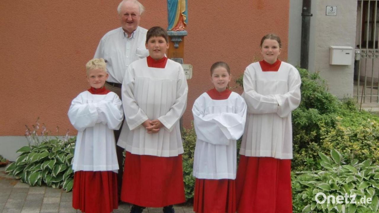 Vier neue Ministranten in Eslarn | Onetz