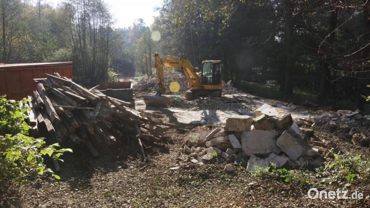 Gemeinde Immenreuth reißt drei Baracken in der Lenauer Straße ab | Onetz
