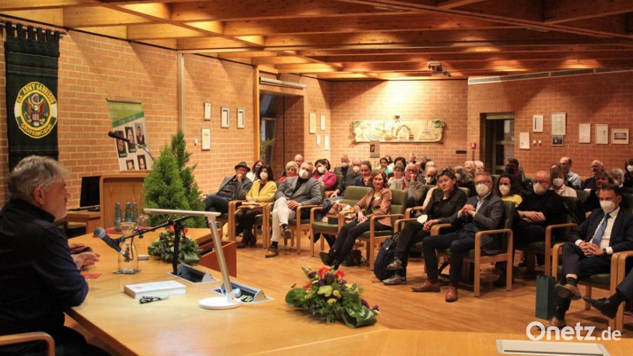 "Kanonier" als erster Knaller bei Weidener Literaturtagen | Onetz