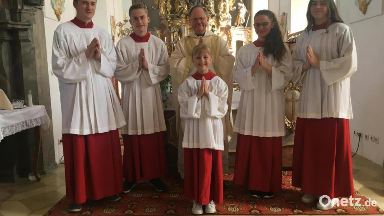 Laura Wurm übernimmt in Waldeck Dienst am Altar | Onetz