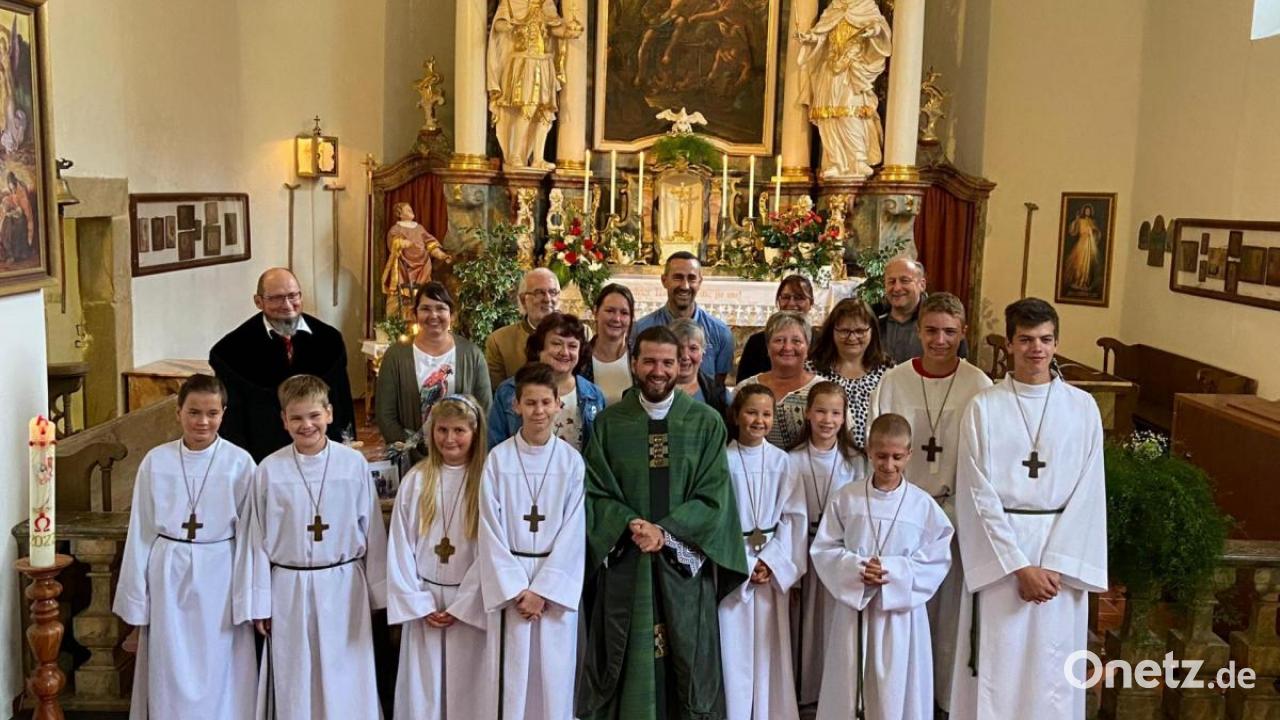 St. Georg in Neuzirkendorf: Pfarrei verabschiedet Pater Tomas Rostek | Onetz