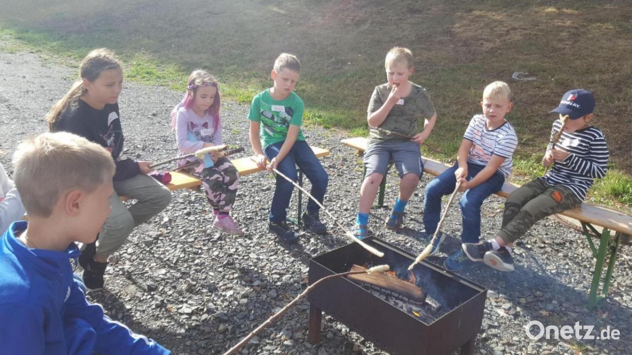 Basteln für Burgfräulein und Ritter mit dem Heimatverein Parkstein im Ferienprogramm | Onetz