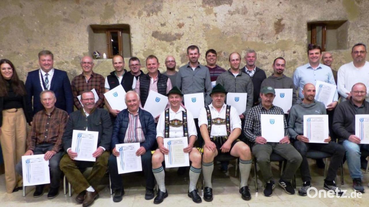 Marktgemeinde Kastl würdigt langjährigen ehrenamtlichen Einsatz | Onetz