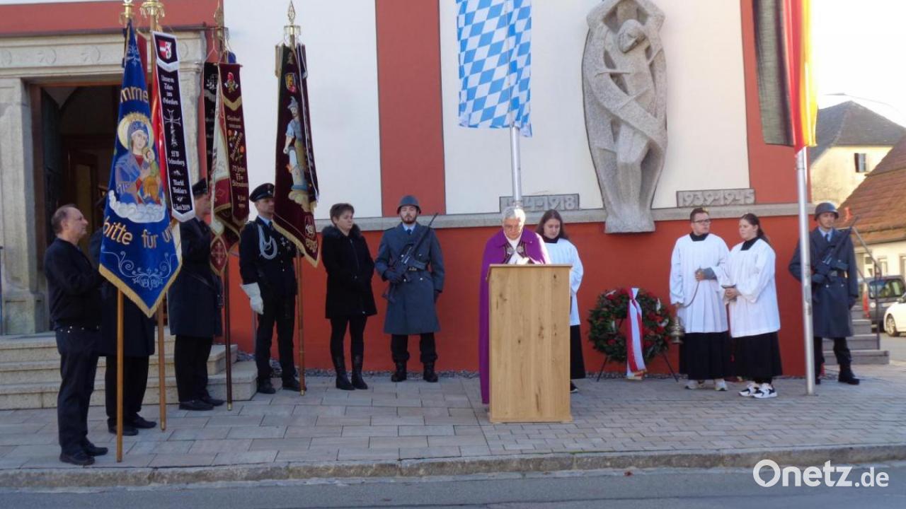 Marktgemeinde Winklarn gedenkt der Opfer von Krieg und Gewalt | Onetz