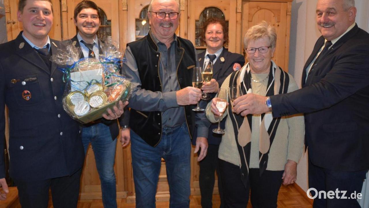 Glückwünsche für Ludwig Ernst zum 80. Geburtstag | Onetz