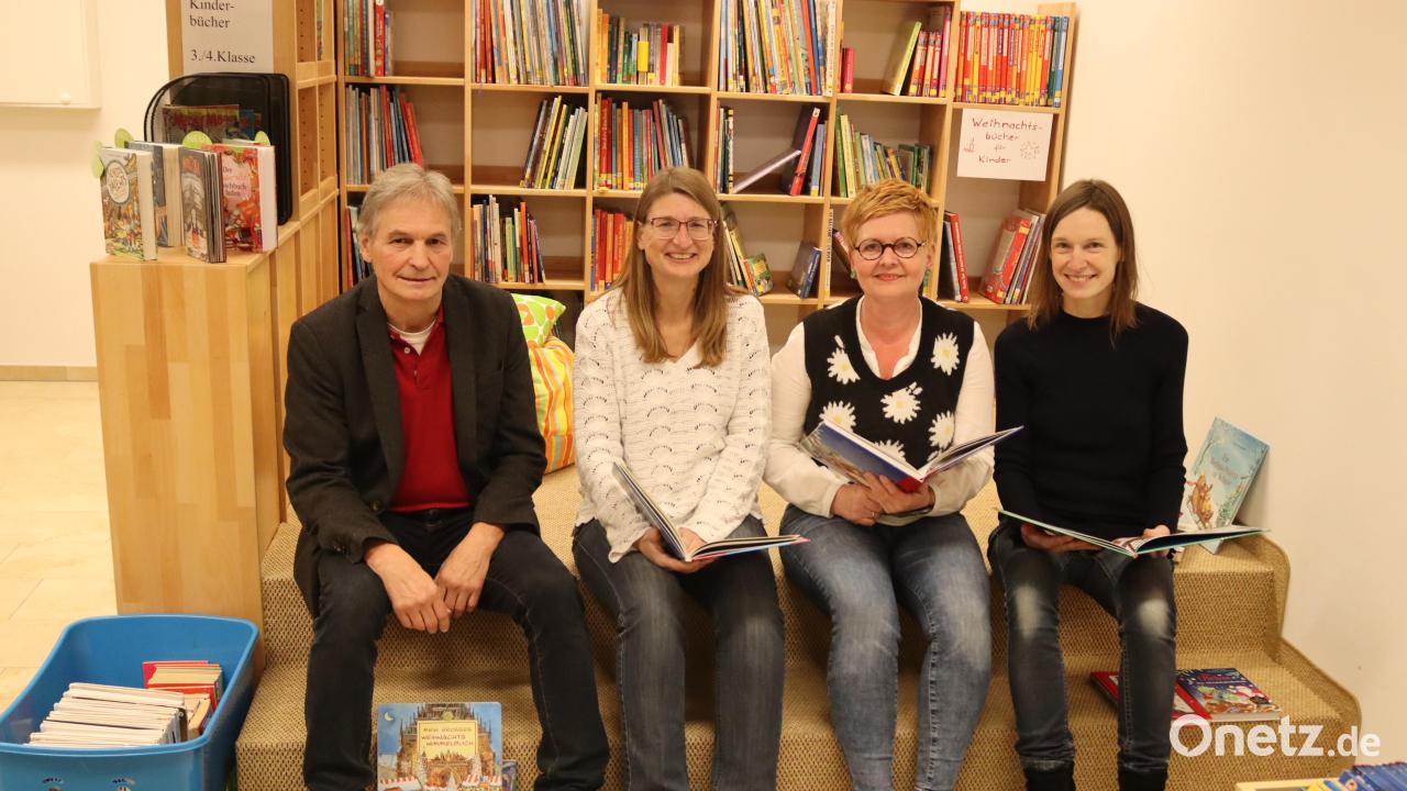 Irene Meier gibt Leitung der Riedener Pfarrbücherei ab | Onetz