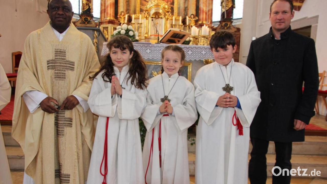 Drei neue Ministranten in Griesbacher Pfarrei St. Martin | Onetz