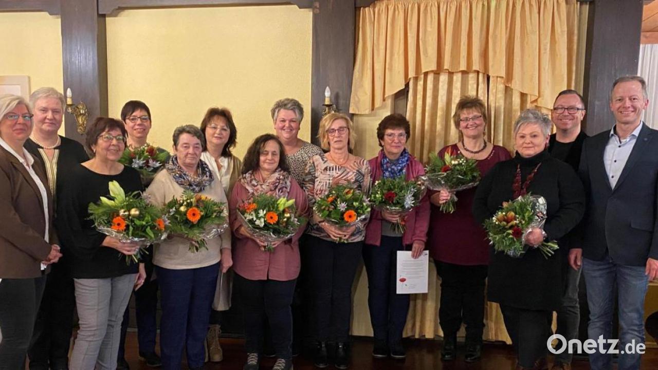 AWO-Seniorenheim Windischeschenbach ehrt treue Mitarbeiter | Onetz