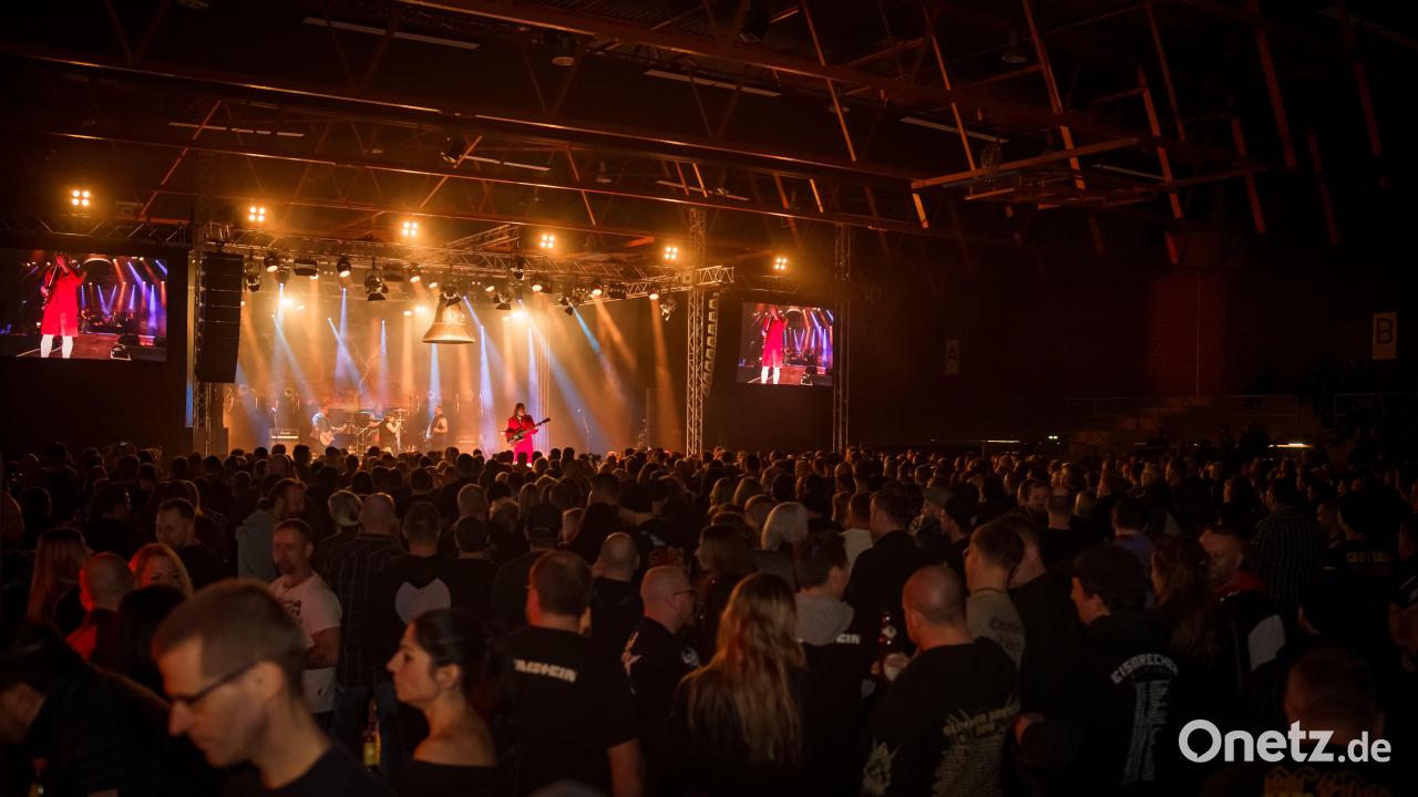 Zwischen Stones und Green Day: "Clones of Rock 2022" heizen Hunderten ...