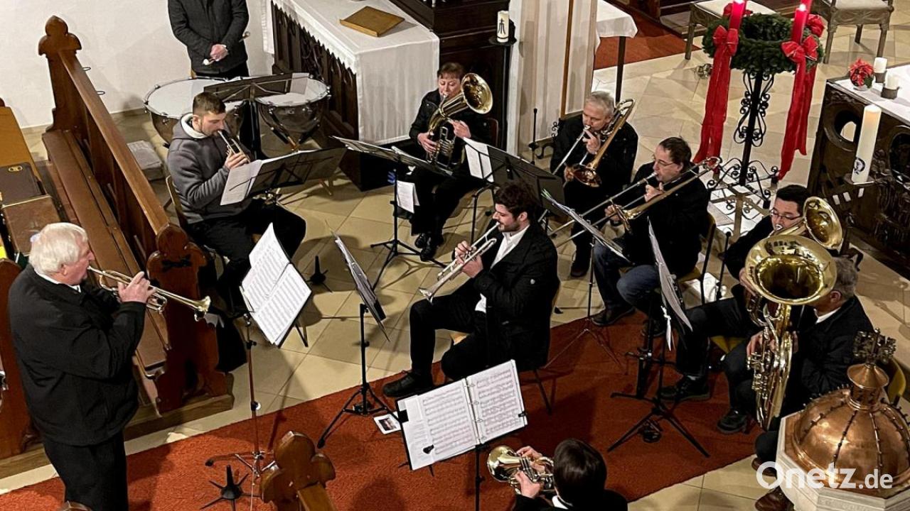 Weihnachtskonzert mit dem Posaunenchor zum 70-jährigen Bestehen | Onetz