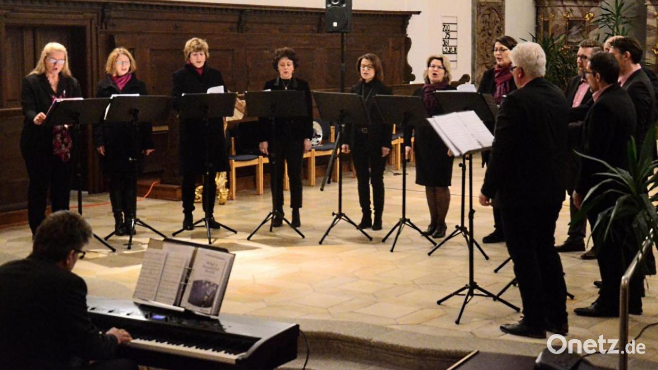 Vokalensemble "ChorDiSono" singt für die Tafel | Onetz