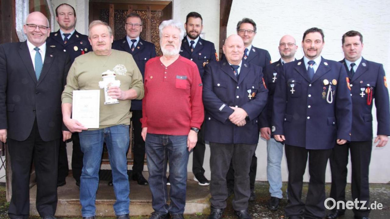 Feuerwehr Ottengrün ehrt treue und engagierte Mitglieder | Onetz