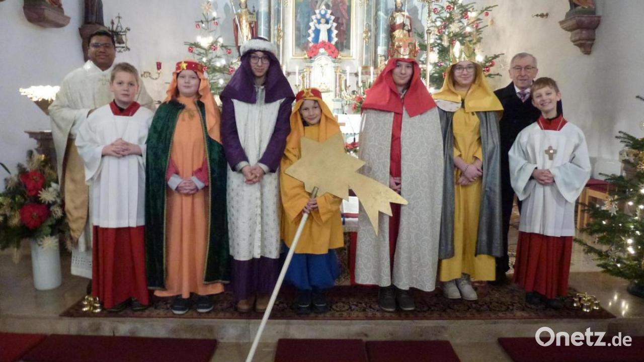 Sternsinger bringen Segen in die Häuser der Pfarrgemeinde Wildenau | Onetz