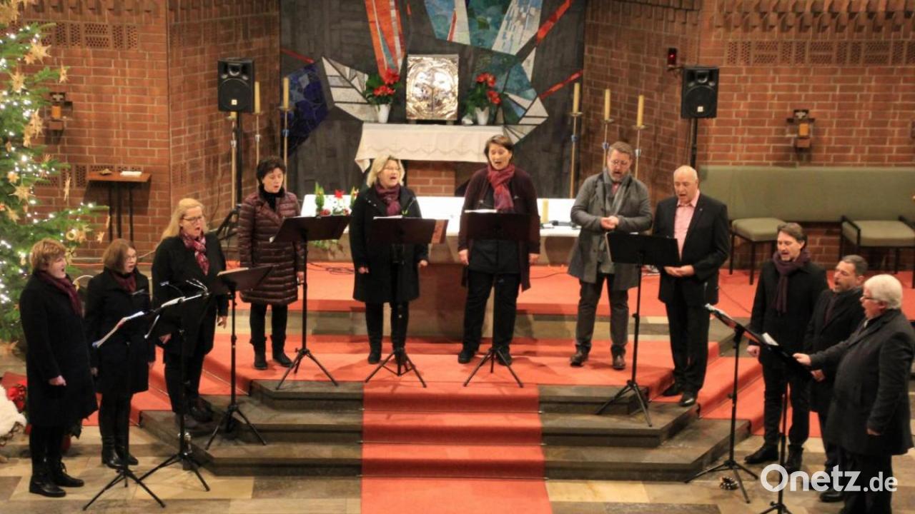 Applaus für Vokalensemble „ChorDiSono“ in der Kirche St. Peter | Onetz