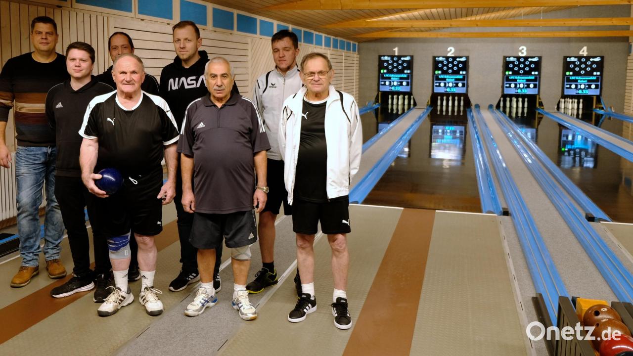 Sanierung der Kegelbahnen beim 1. FC Schwarzenfeld abgeschlossen | Onetz