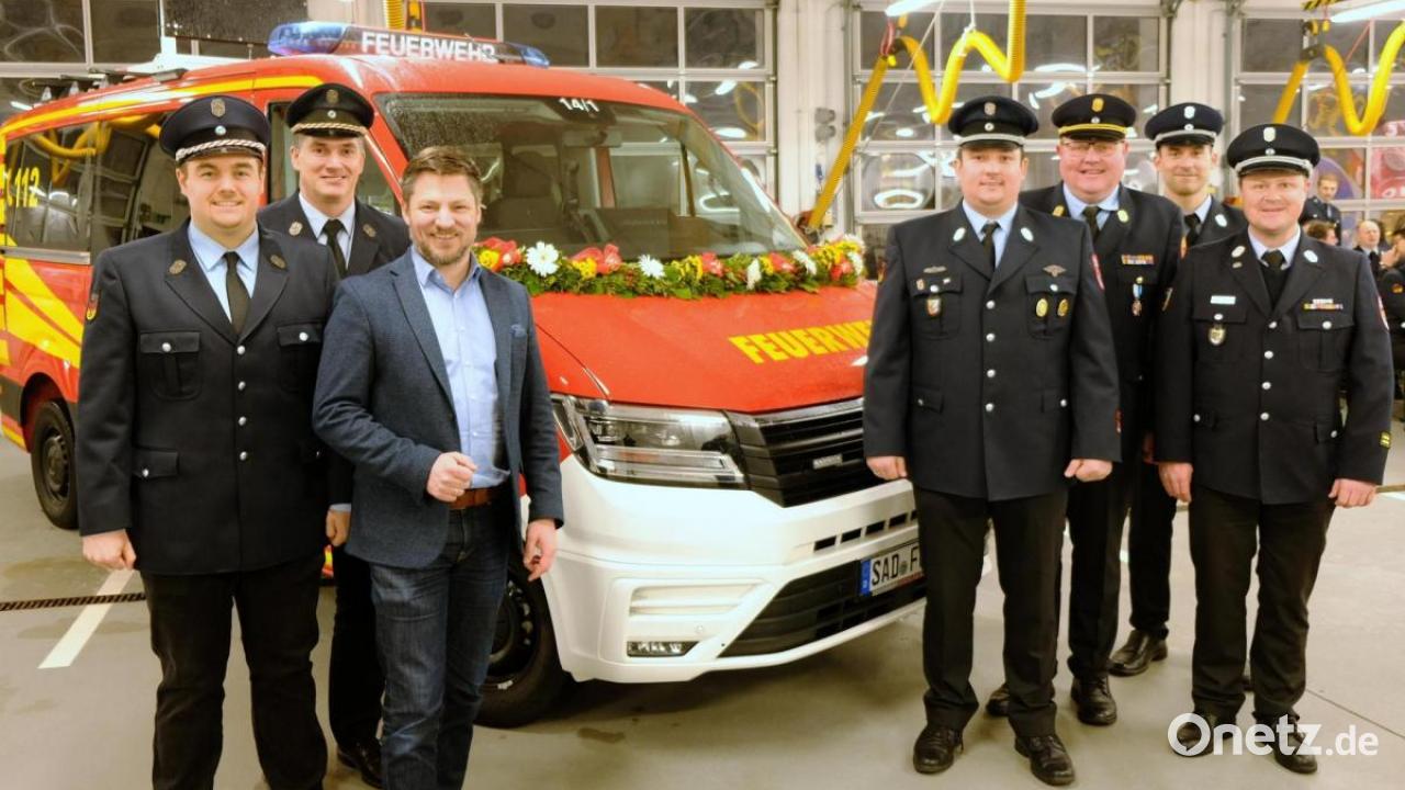 Weihe für ein neues Transportfahrzeug der Feuerwehr Schwarzenfeld | Onetz