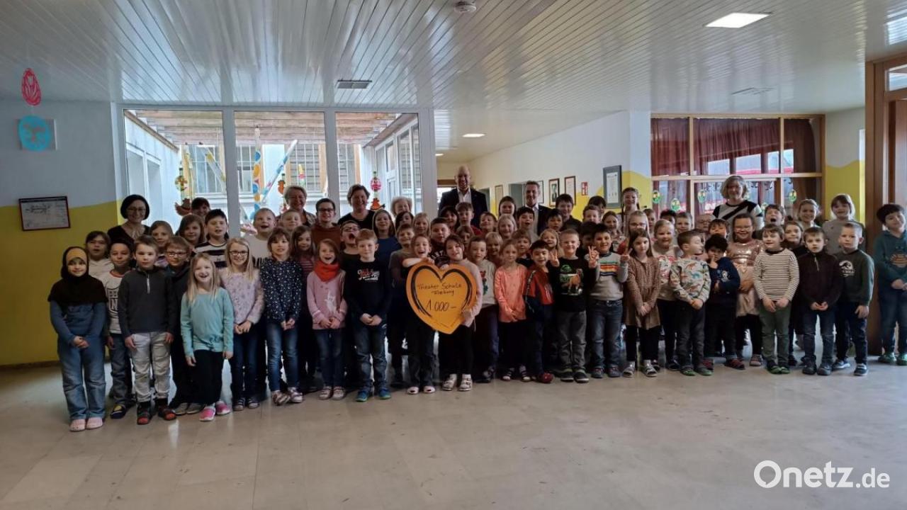 1000 Euro von der Raiffeisenbank Freihung-Auerbach | Onetz