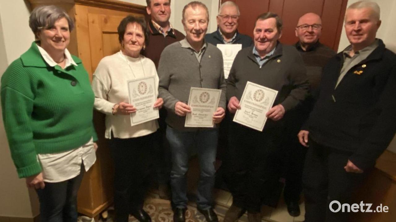 OWV Tännesberg zeichnet Mitglieder für langjährige Treue aus | Onetz