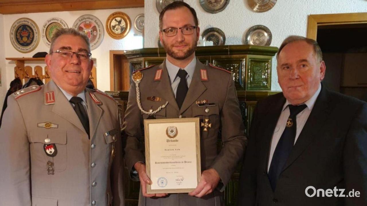 Reservistenkameradschaft Freihung feiert im November 25-jähriges ...