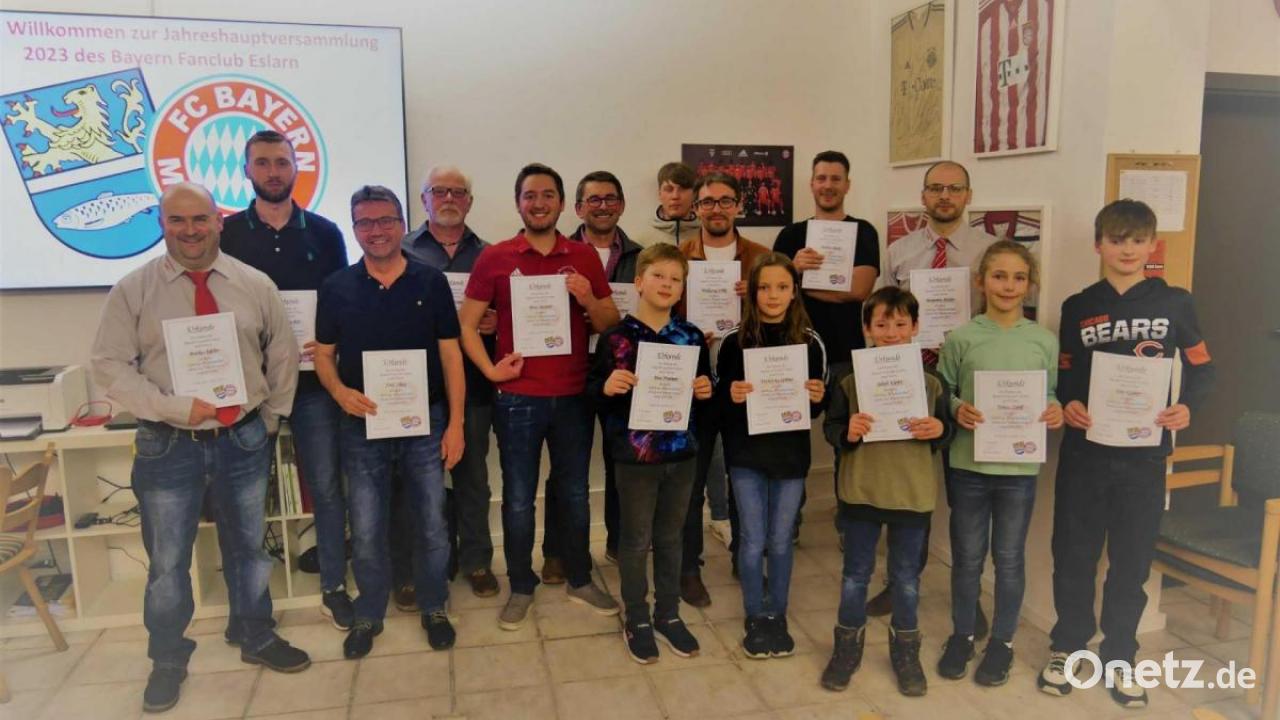 Ehrungen für jahrzehntelange Treue zum Bayern-Fanclub Eslarn | Onetz