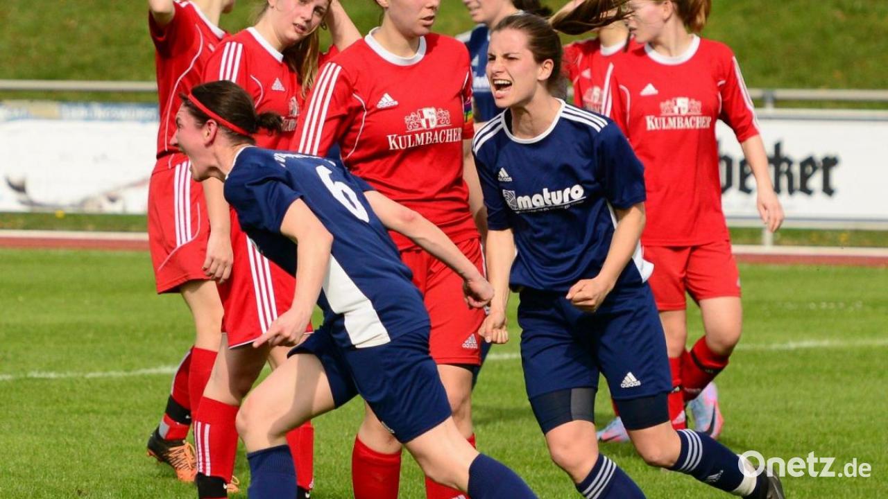 Nabburger Fußballerinnen siegen im Derby klar gegen Schwarzenfeld | Onetz