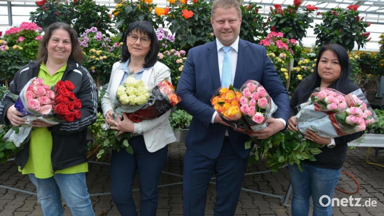 Rosen für Frauen und Mütter in Geschäften in Mitterteich | Onetz