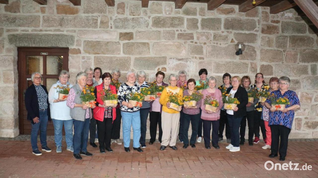 Kastler Frauen feiern Muttertag mit besonderer Maiandacht | Onetz