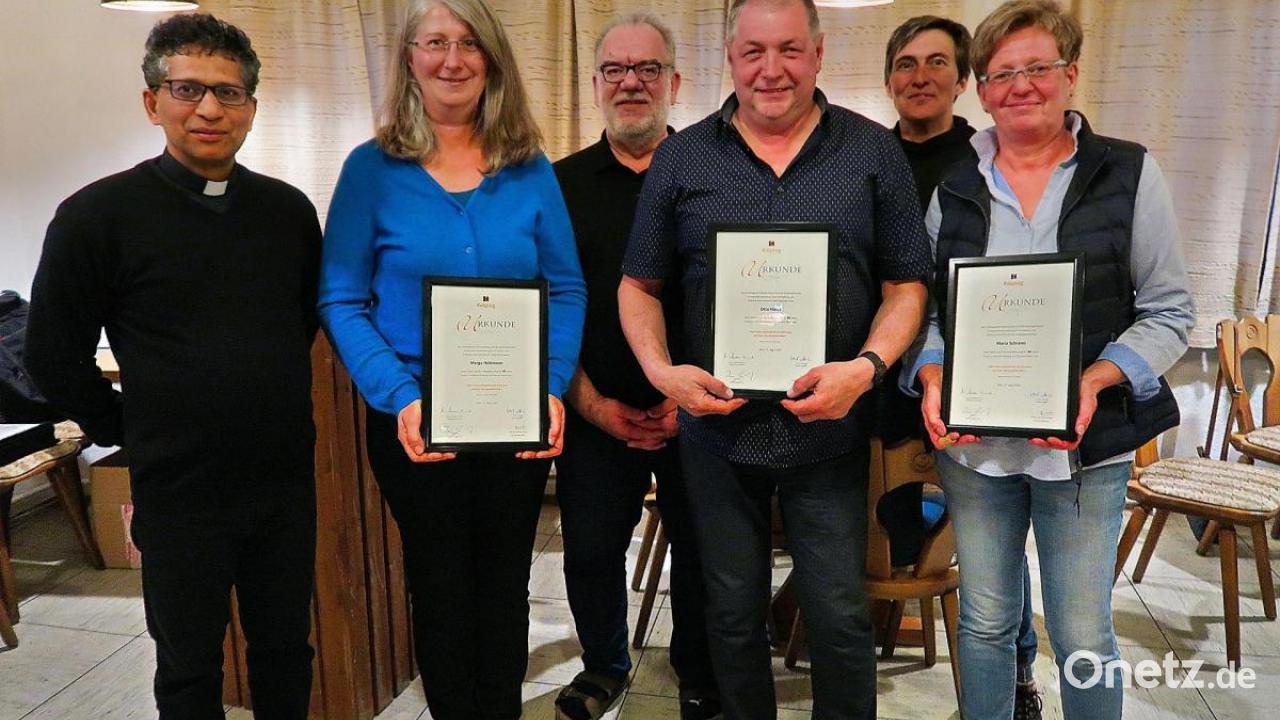 Kolpingsfamilie Friedenfels ehrt treue Mitglieder | Onetz