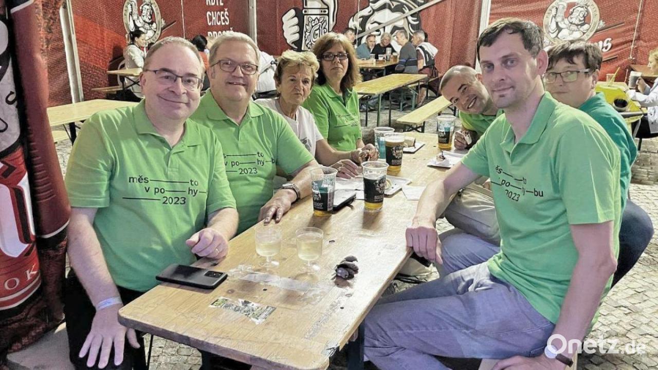 Bürgermeister Martin Preuß in Ambergs tschechischer Partnerstadt Ústí ...