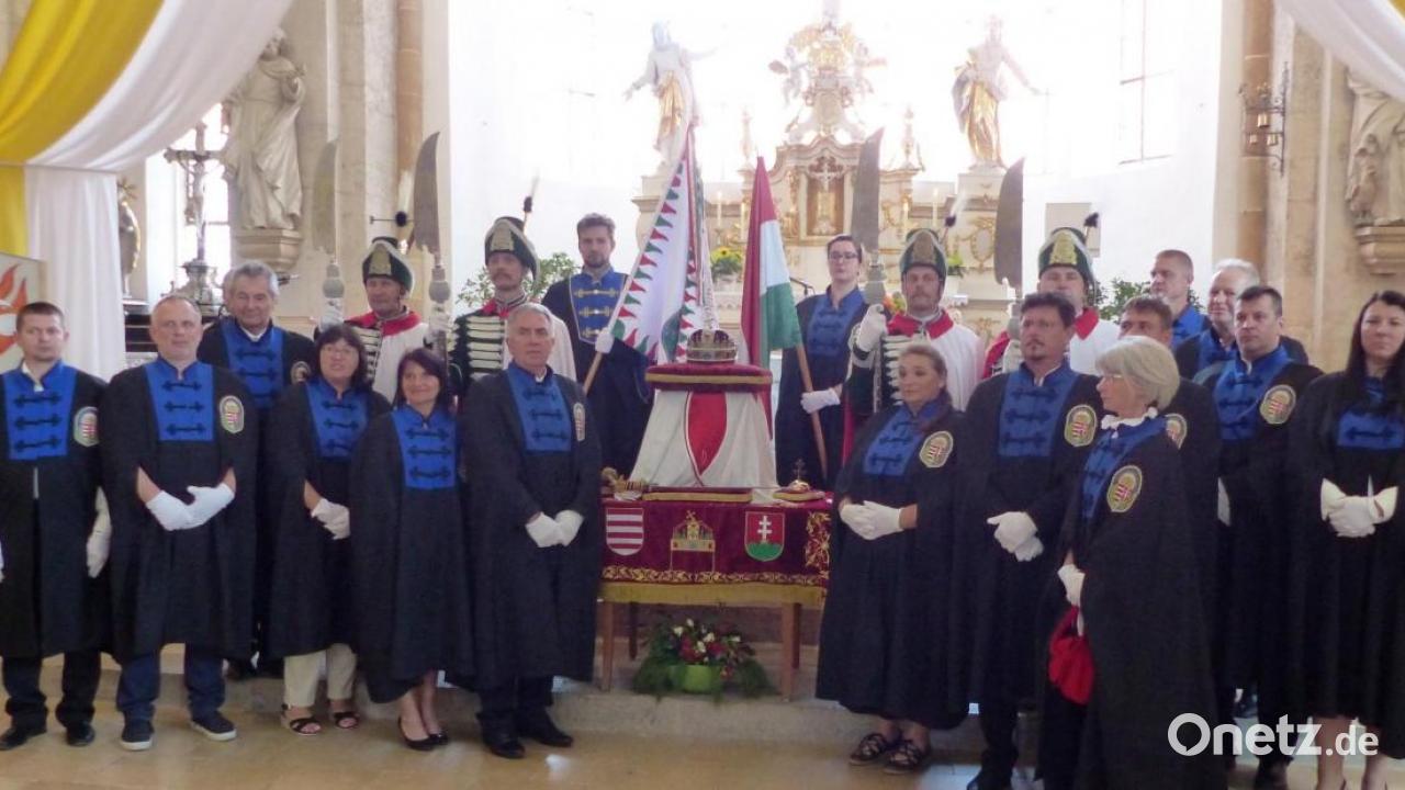 Vitèz-Ritter feiern in der Kastler Klosterkirche | Onetz