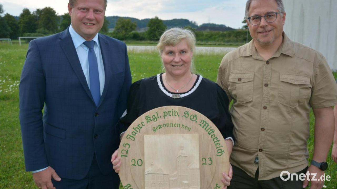 Petra Franke gewinnt Jubiläumsscheibe der Schützengesellschaft Mitterteich | Onetz