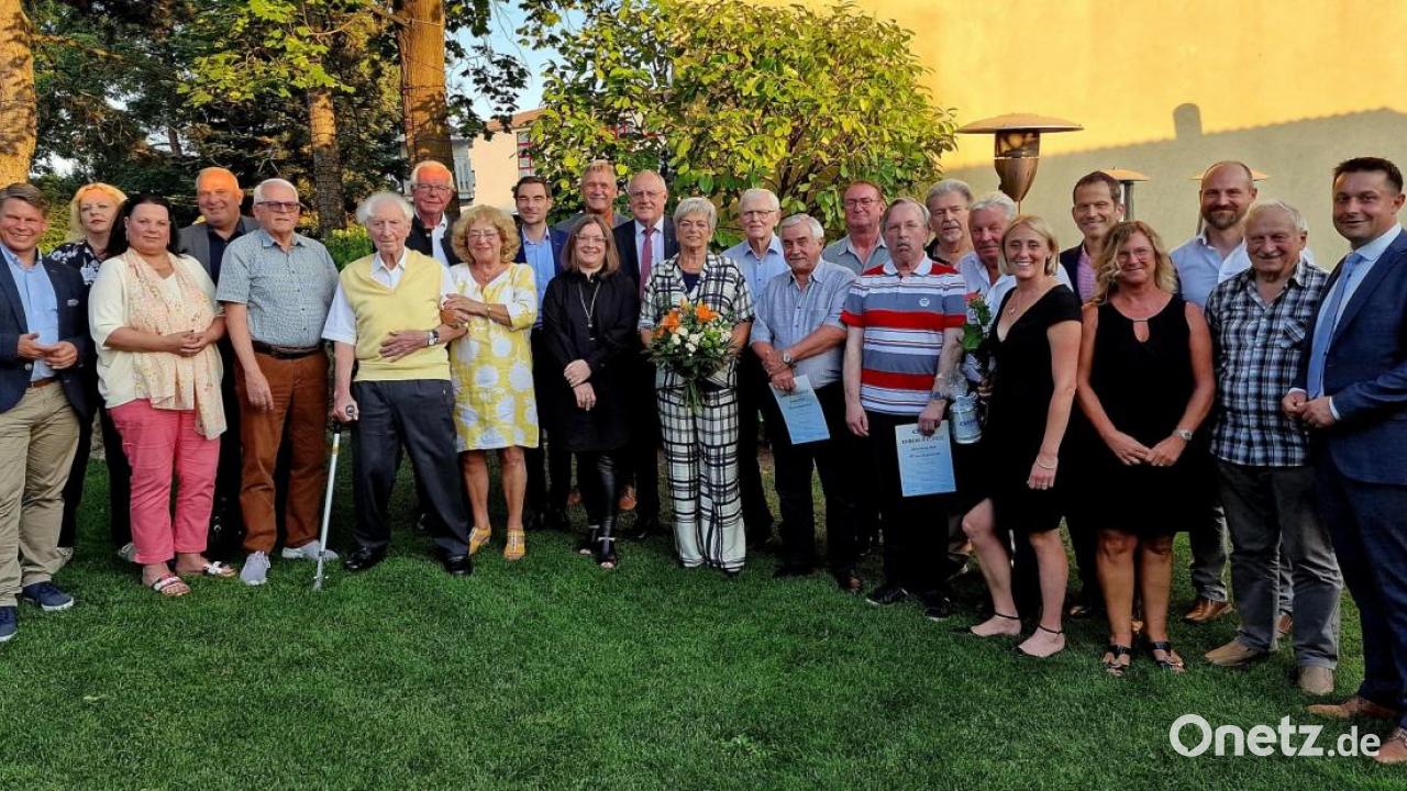 CSU-Kreisverband Weiden ehrt treue Mitglieder | Onetz