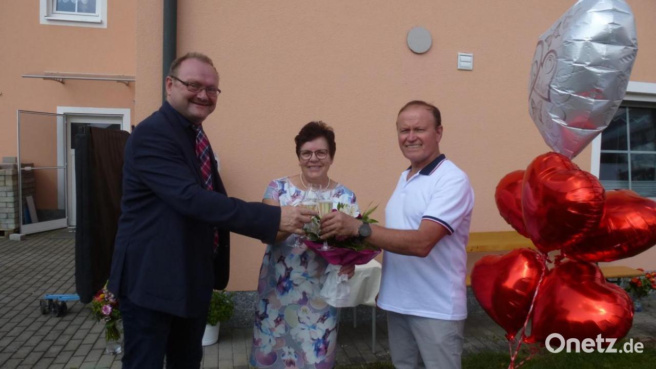 Allgemeinärztin Lydia Welsch feiert ihr 25-Jähriges | Onetz