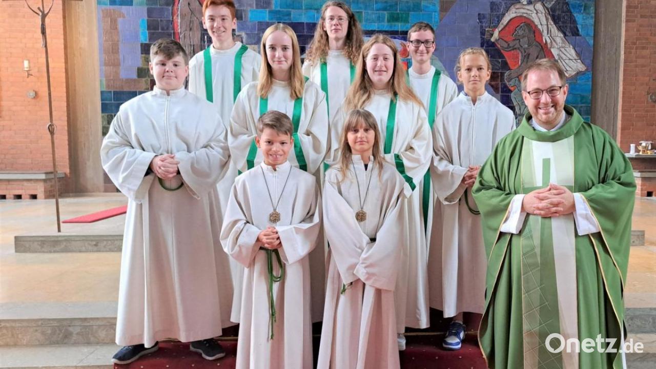 Schutzpatron Tarcisius nacheifern: Neue Ministranten für Grafenwöhr | Onetz