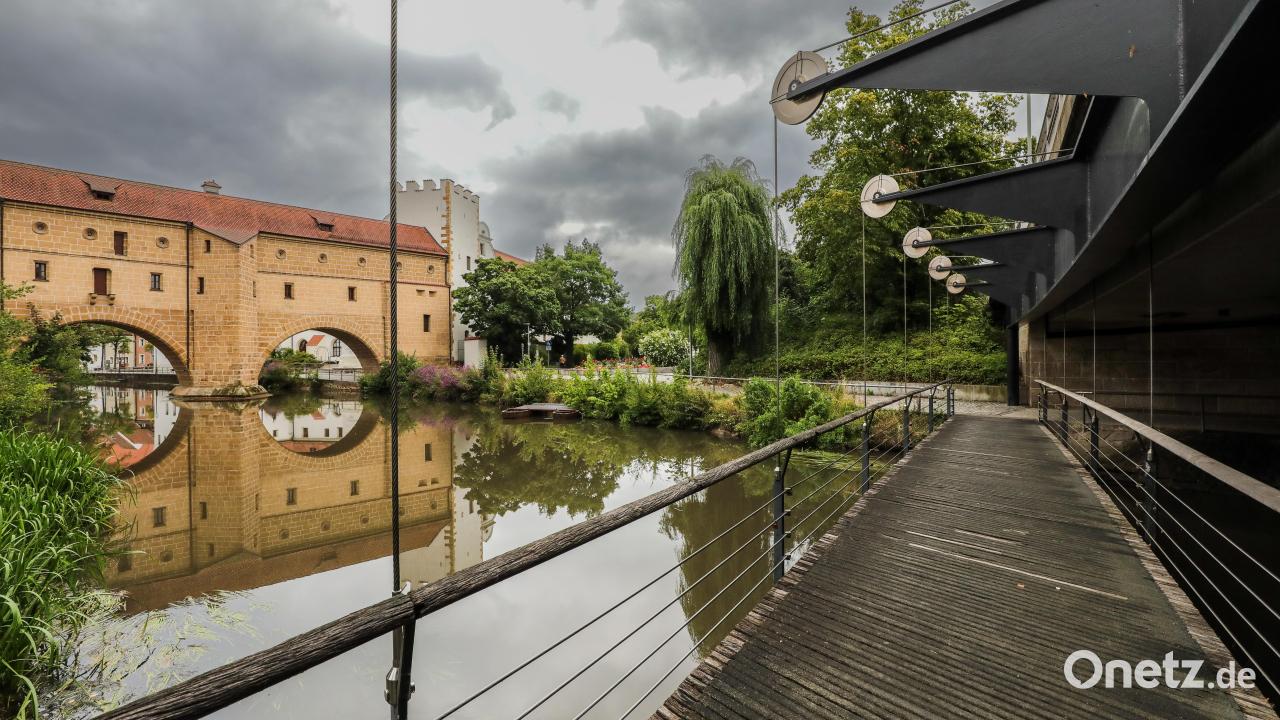 Ziehbrücke in Amberg erhält neuen Belag | Onetz