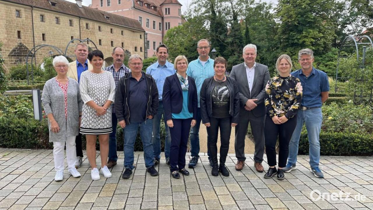 Landkreis Amberg-Sulzbach ehrt seine Dienstjubilare | Onetz