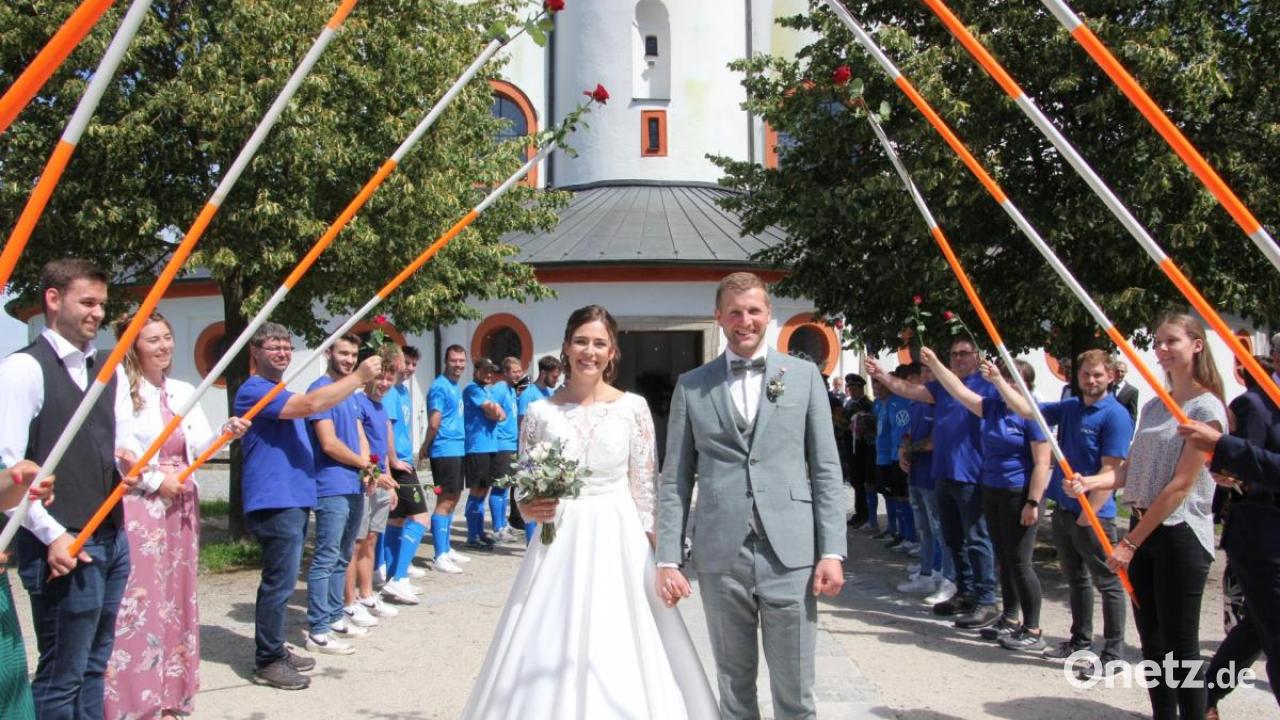 Nach der Hochzeit in der Kappl nach Münchenreuth zum Poltern | Onetz